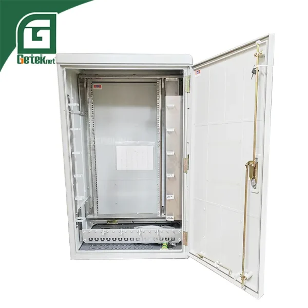 Fiber Cable Management Cross Connect IP55 IP65 22U SMC 19inch Outdoor ...